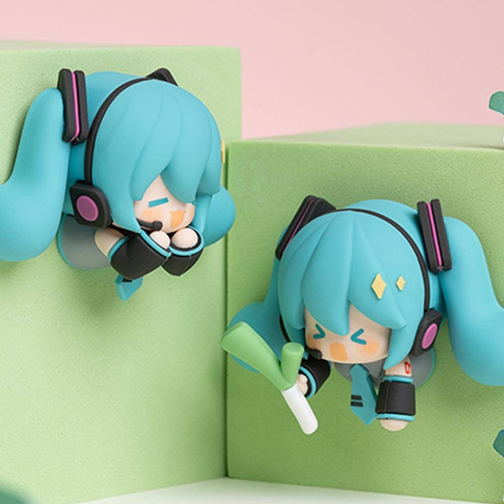 Hatsune Miku Fingertip Fridge Magnet Blind Box – Collectible Vocaloid ...